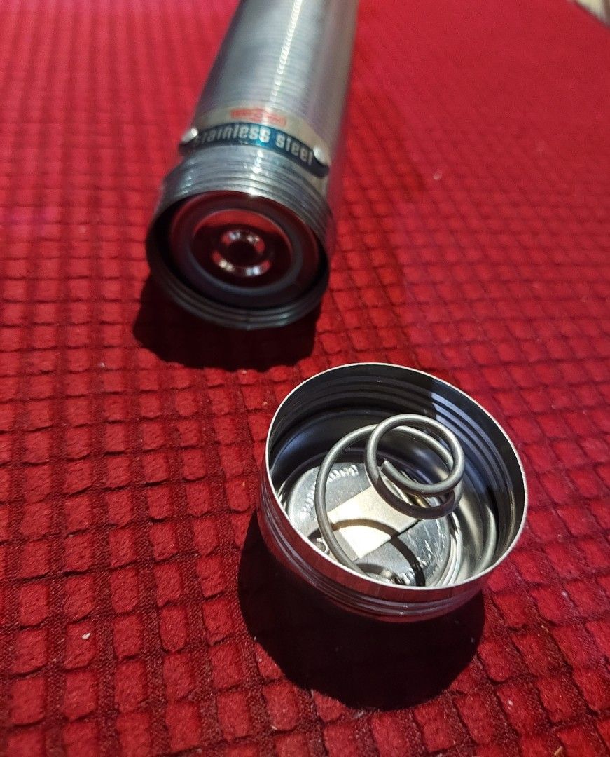 Vintage Large Metal Flashlight/Torch Light (Ray-O-Vac, 1960s), Hobbies ...