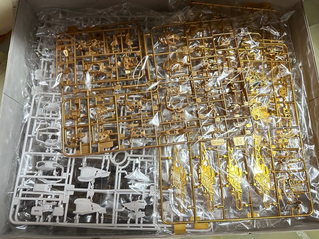 XunXin Model KO Golden Legend MGEX Strike Freedom Gundam with DDB Wing ...