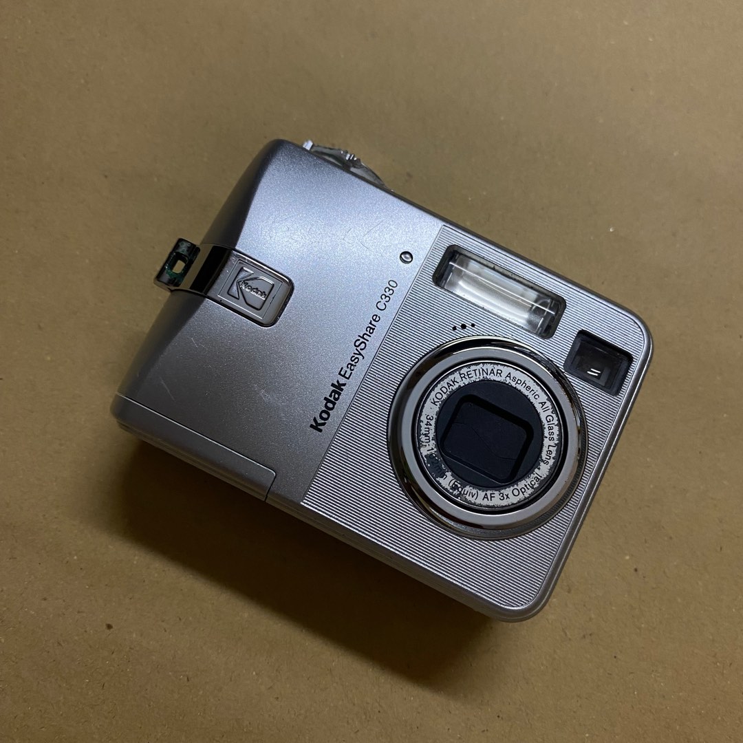 DIGICAM - display atau kanibalan, Elektronik, Lainnya di Carousell