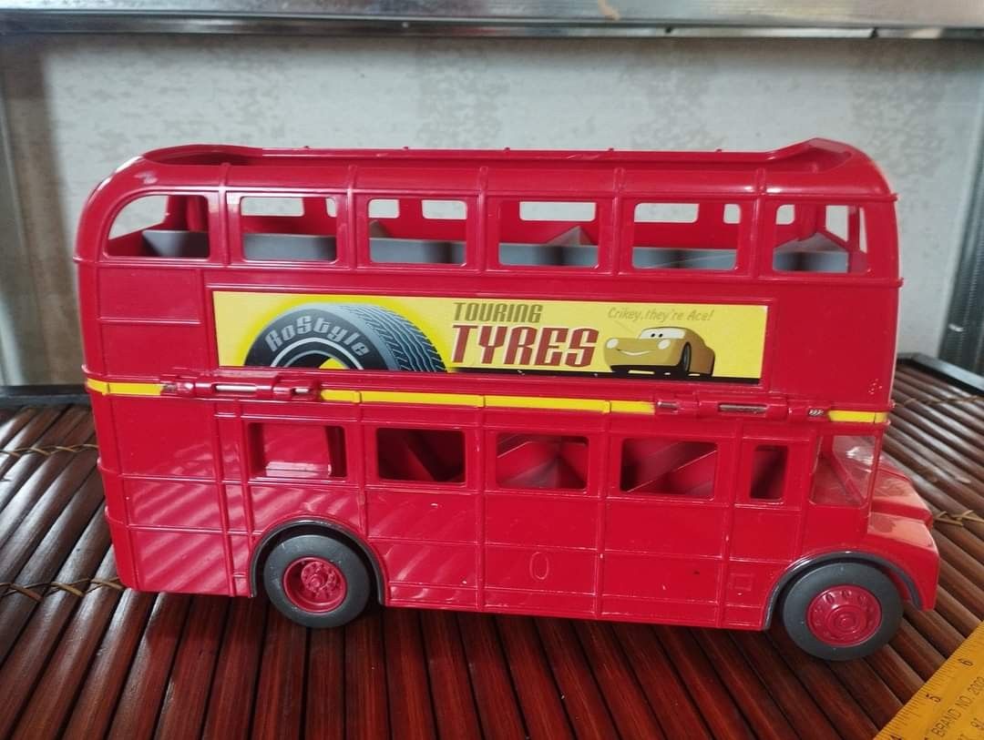 DISNEY PIXAR LONDON BUS, Hobbies & Toys, Toys & Games on Carousell