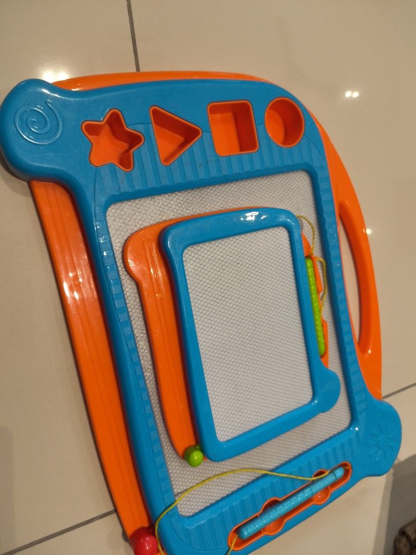 Drawing pad 2 in 1, Babies & Kids, Infant Playtime on Carousell