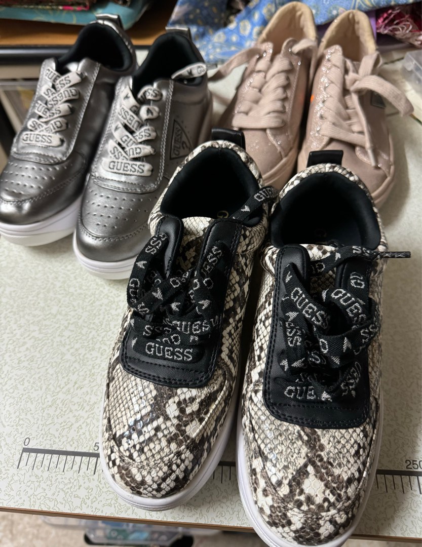 Guess Shoe Size US5, Women's Fashion, Footwear, Sneakers on Carousell