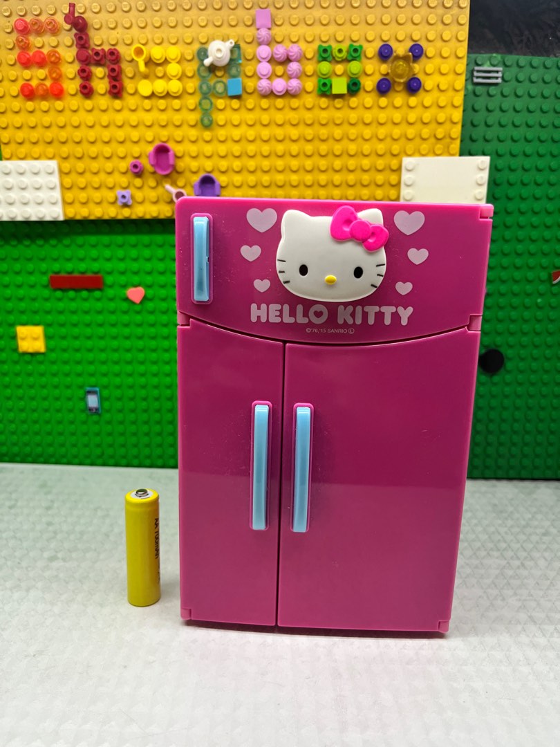 Hello Kitty Mini Fridge with foodies, Hobbies & Toys, Toys & Games on ...