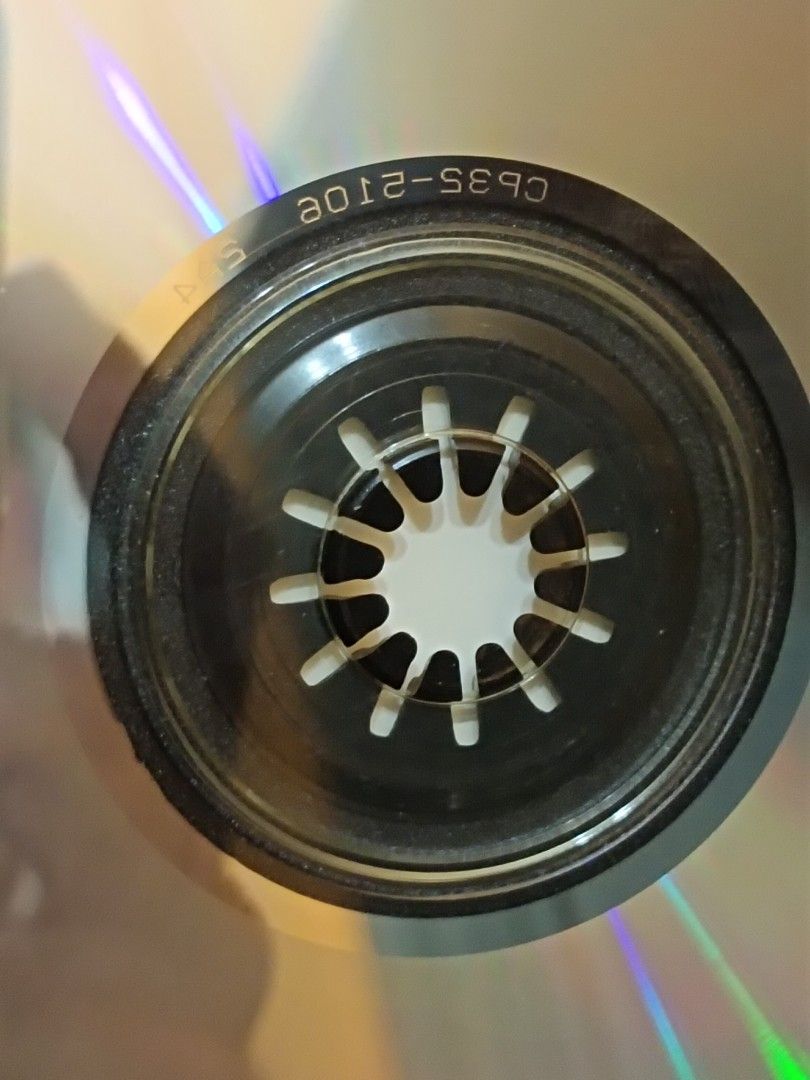 Iron Maiden, 1980 debut ( Black Triangle Disc Face ), Hobbies & Toys, Music & Media, CDs & DVDs ...