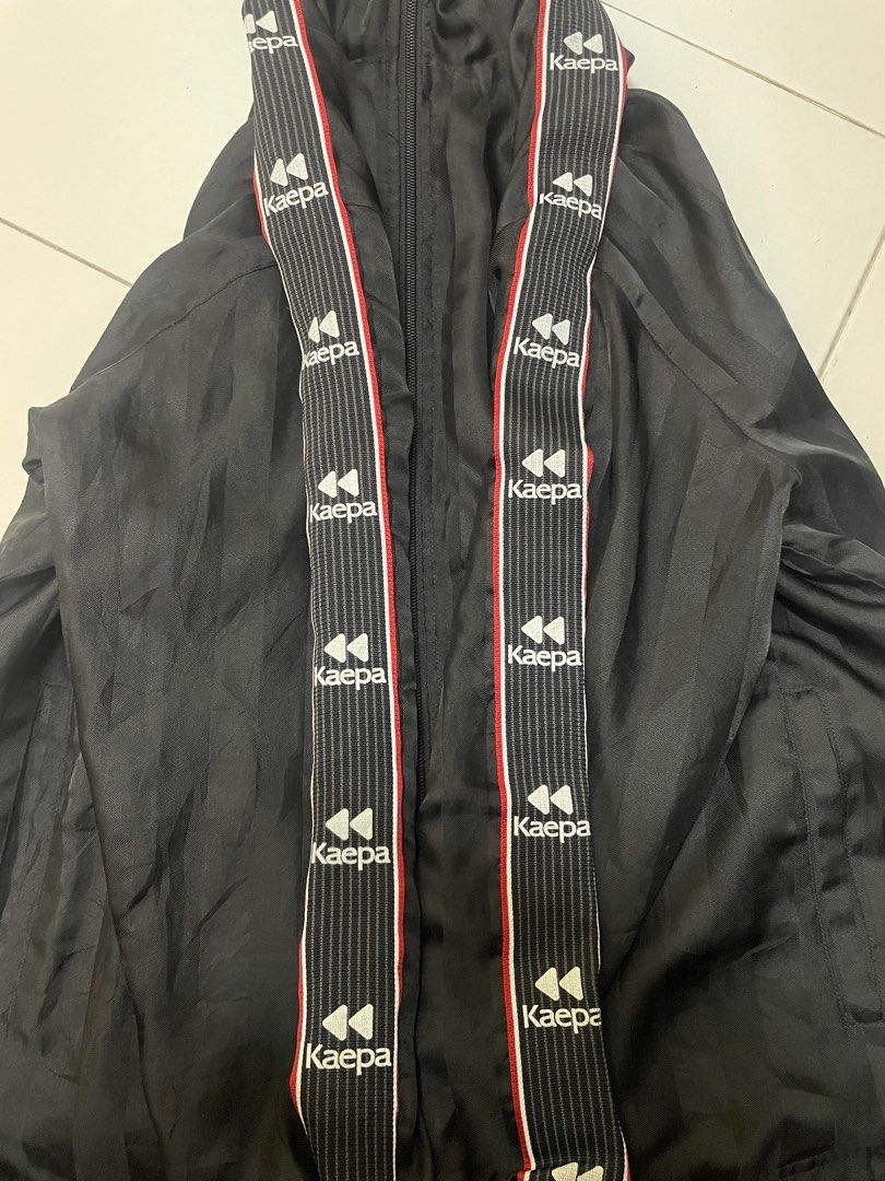 Kaepa Sidetape, Men's Fashion, Coats, Jackets and Outerwear on Carousell
