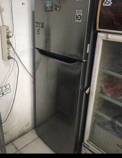 Kulkas, Elektronik, Lainnya di Carousell