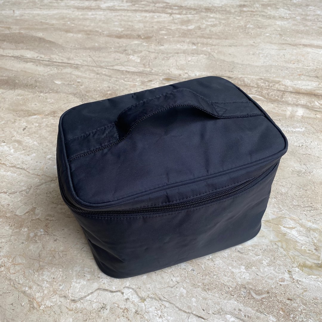 Muji Make Up Box, Kesehatan & Kecantikan, Rias Wajah di Carousell