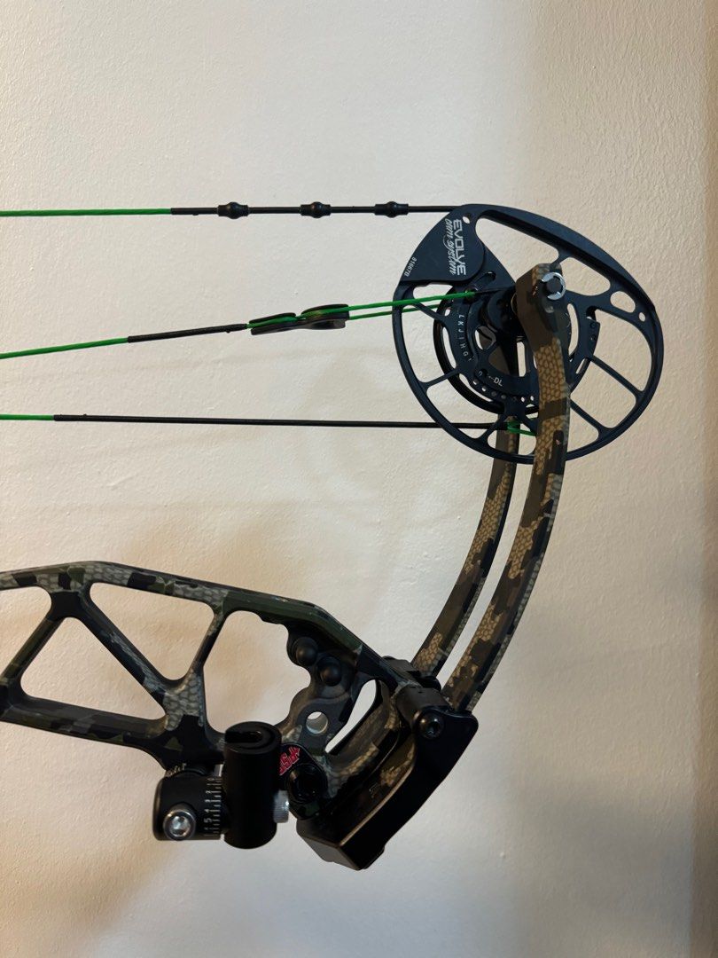 Pse Evo EVL 34 SE compound bow , Sports Equipment, Other Sports ...