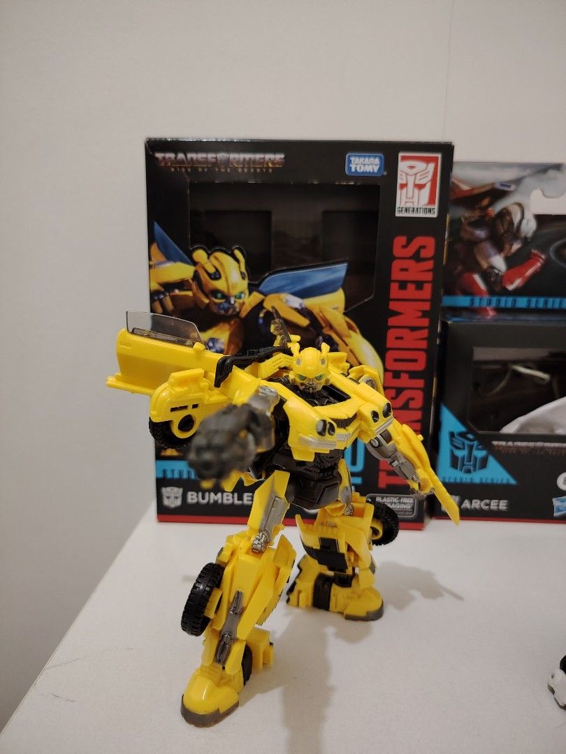 SS ROTB Bumblebee, Wheeljack & Arcee, Hobbies & Toys, Toys & Games on ...