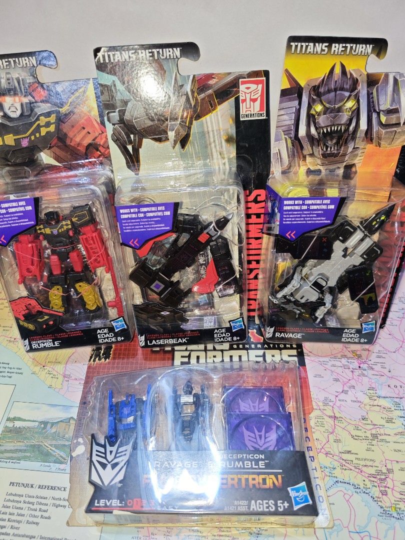 Transformers Cassettes for your soundwave. Rumble, ravage , laserbeak ...