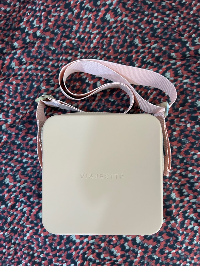 Viajecito Splashkit XL Smokepink, Women's Fashion, Bags & Wallets ...