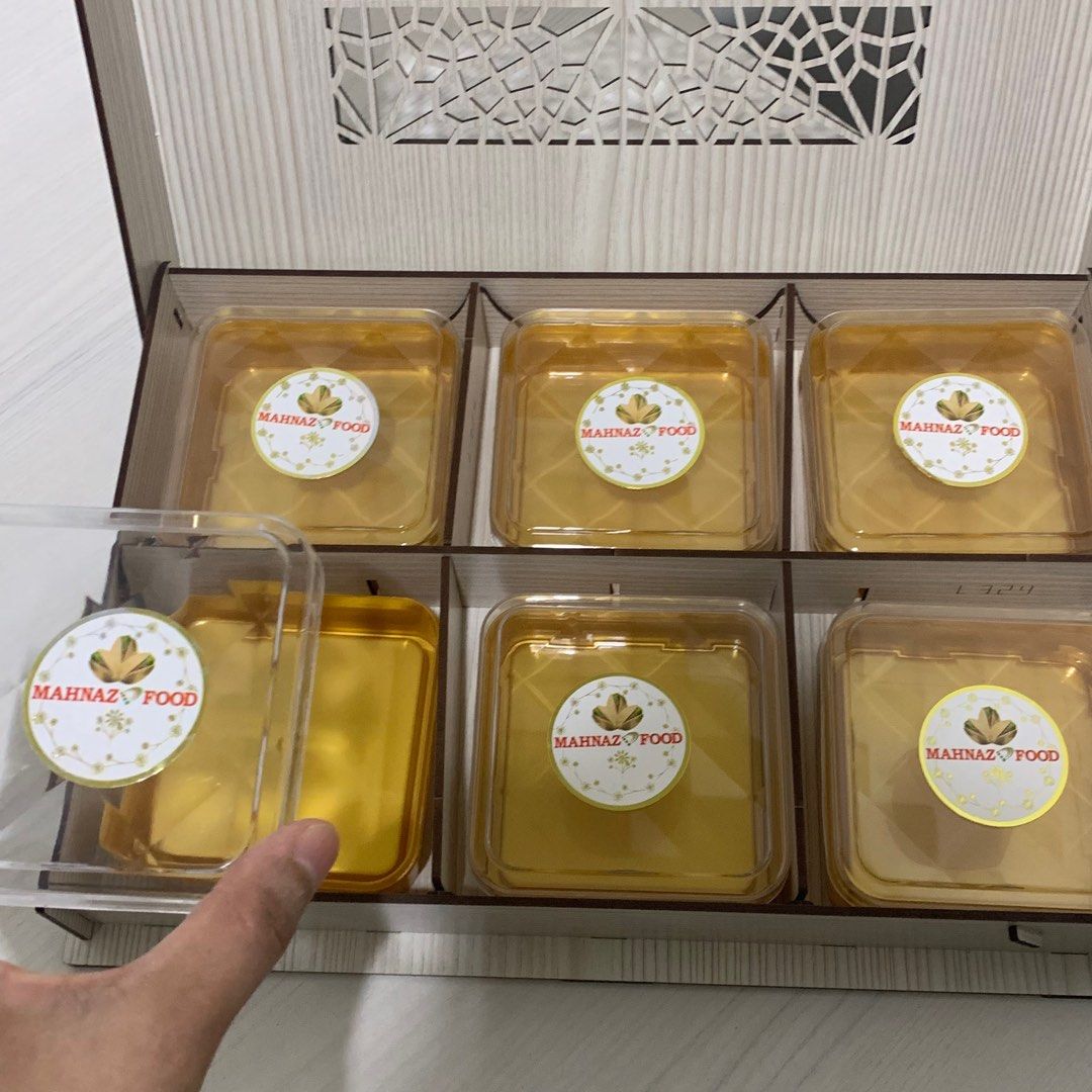 Wooden Tile Gift Box(Packaging), Food & Drinks, Gift Baskets & Hampers ...