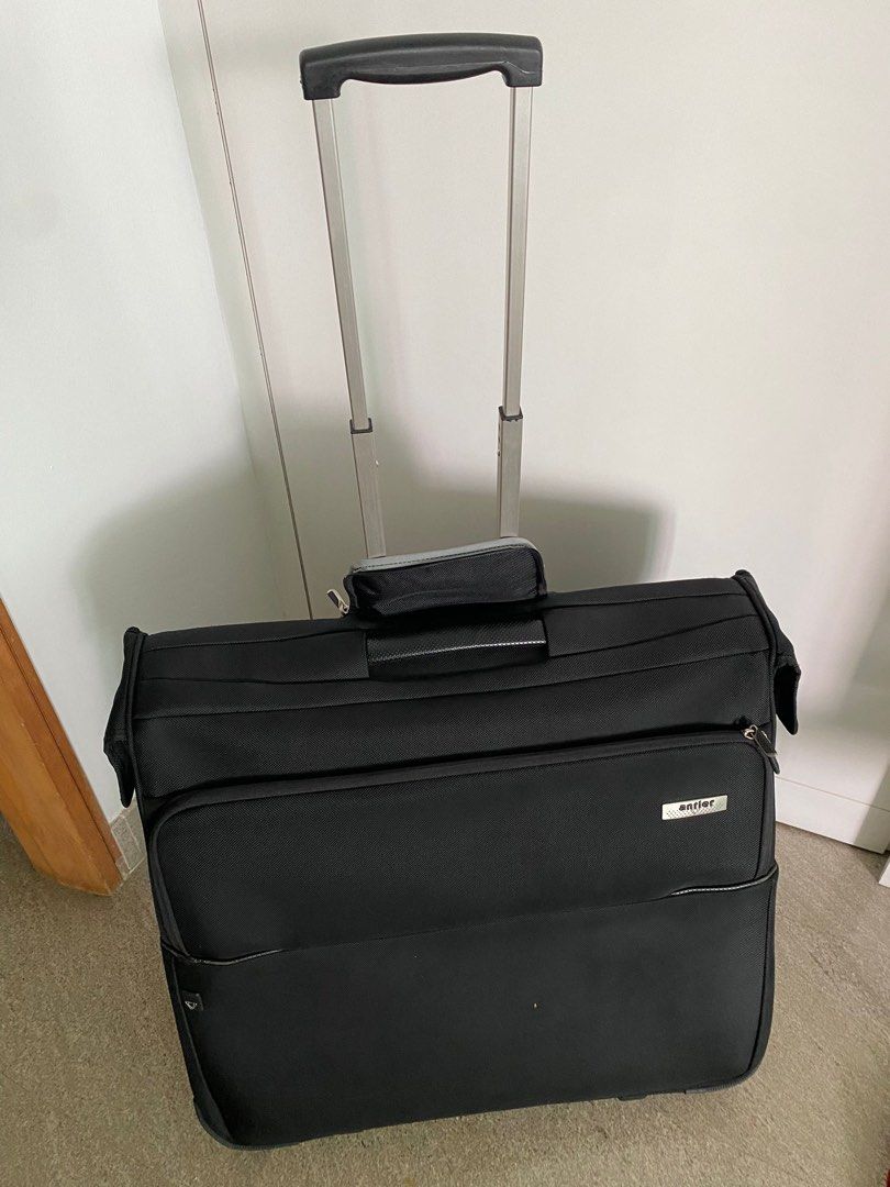 Antler Business 100 Trolley Wardrobe Pack (Black), Hobbies & Toys ...