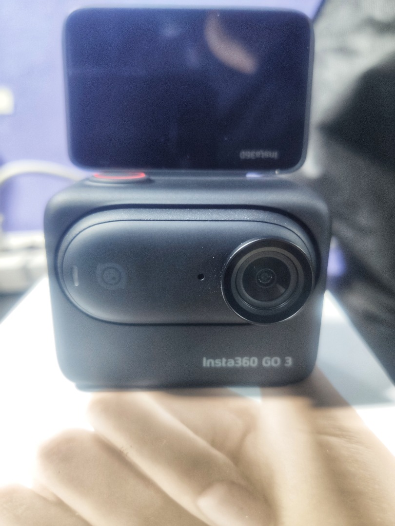 (Best Vlogging Camera!) Insta360 GO 3 (BLACK) - 128GB Variant [RARE ...