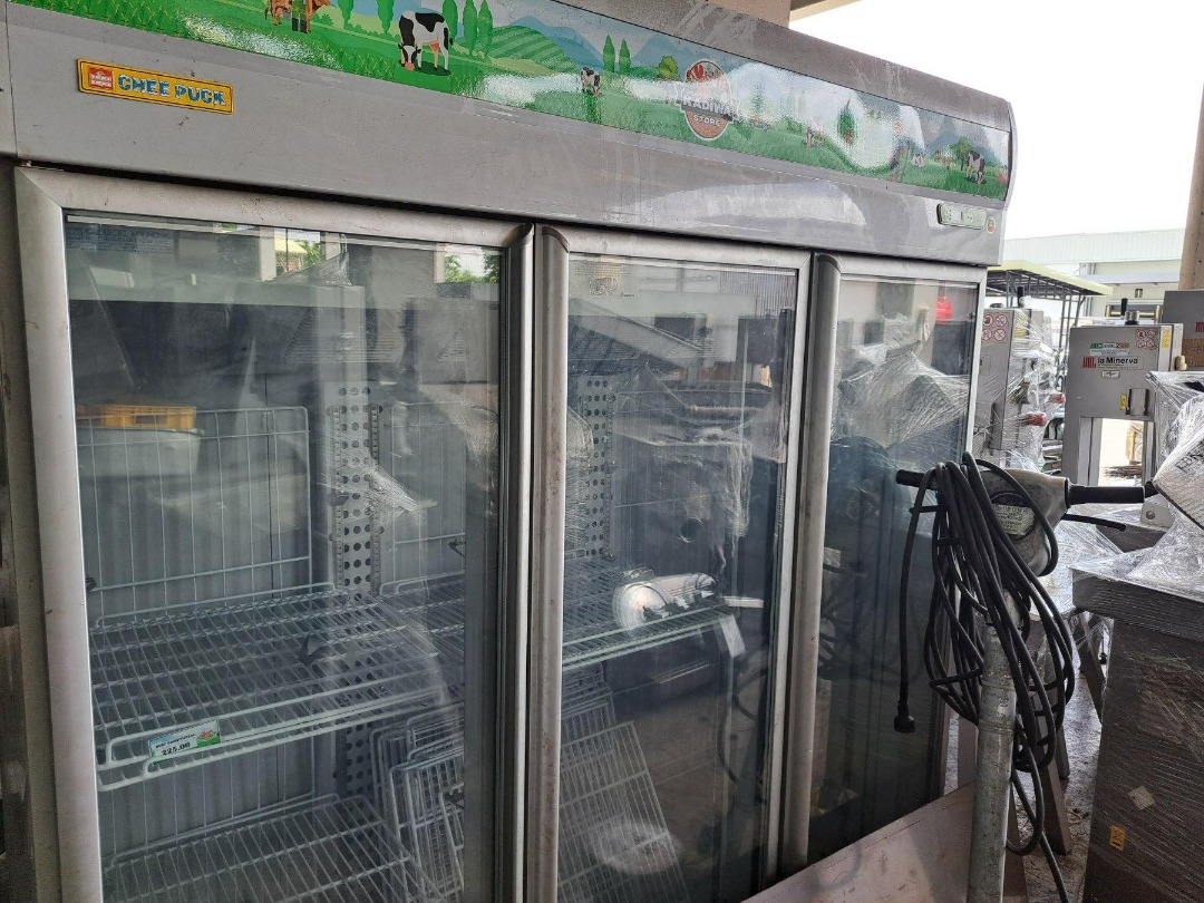 Chee Puck 3 Door Freezer, TV & Home Appliances, Kitchen Appliances ...