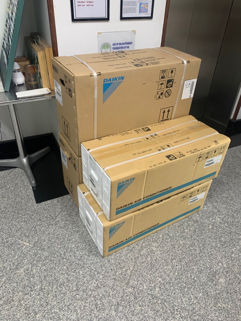 DAIKIN SPLIT TYPE INVERTER AIR CONDITIONER, TV & Home Appliances, Other ...