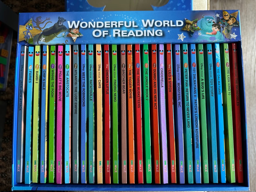 Disney Wonderful World of Reading 28 books + 28 CD’s, 興趣及遊戲, 書本 & 文具 ...