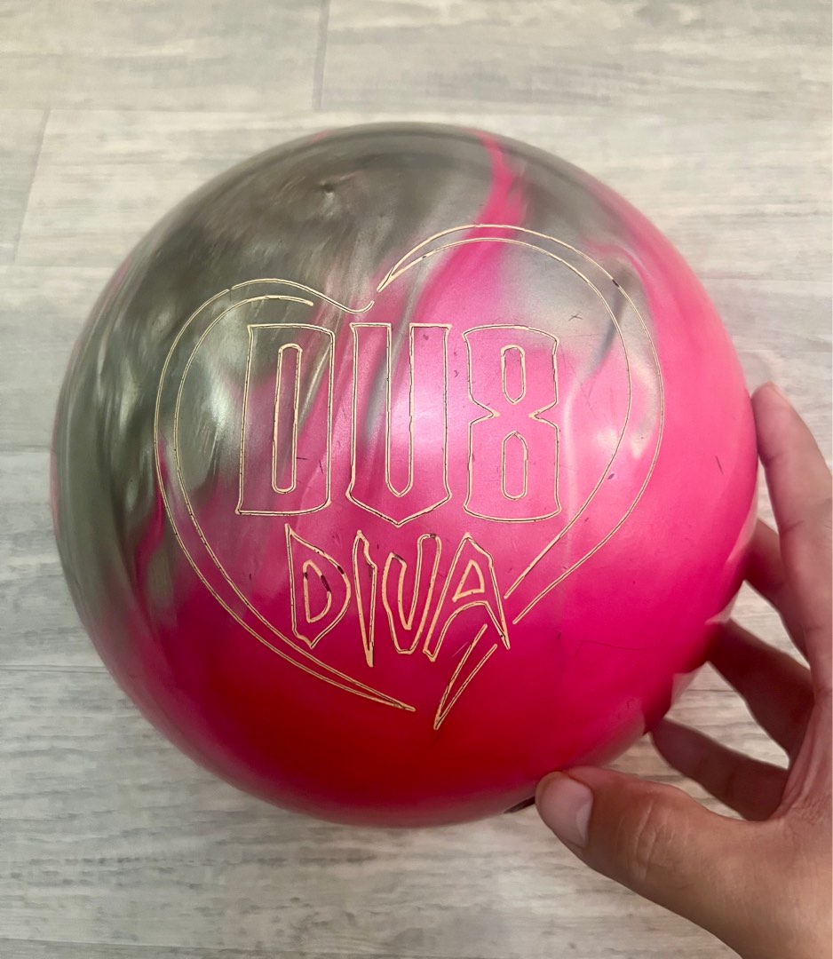DV8 Diva Bowling Ball (12lbs), Sports Equipment, Sports & Games ...