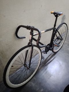 Fixie custom, Sports Equipment, Bicycles & Parts, Bicycles on Carousell