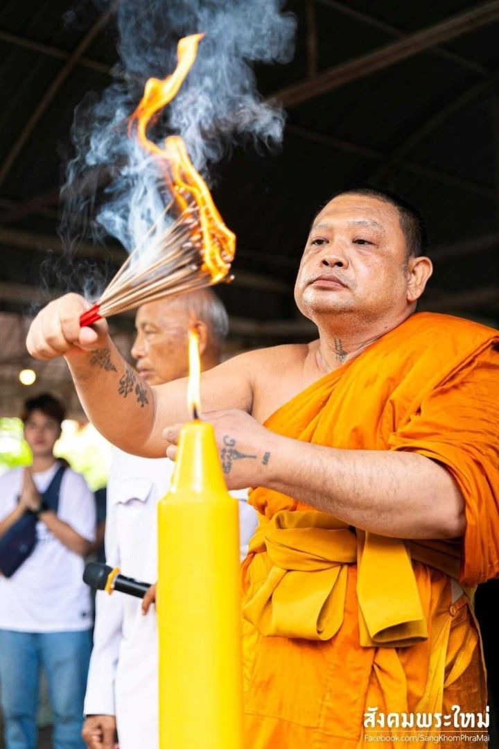 Hoonpayon v23 Phra Kru Peun, Hobbies & Toys, Memorabilia & Collectibles ...