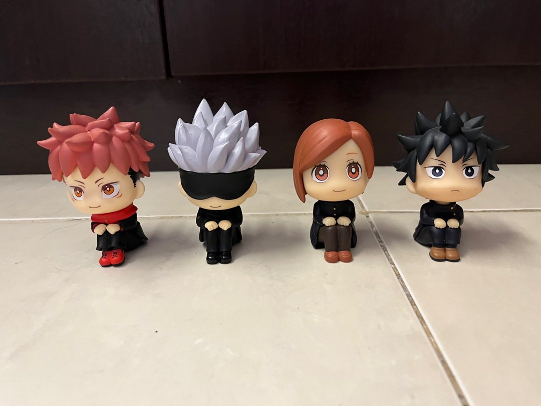 Jujutsu Kaisen miniature figurines, Hobbies & Toys, Collectibles ...
