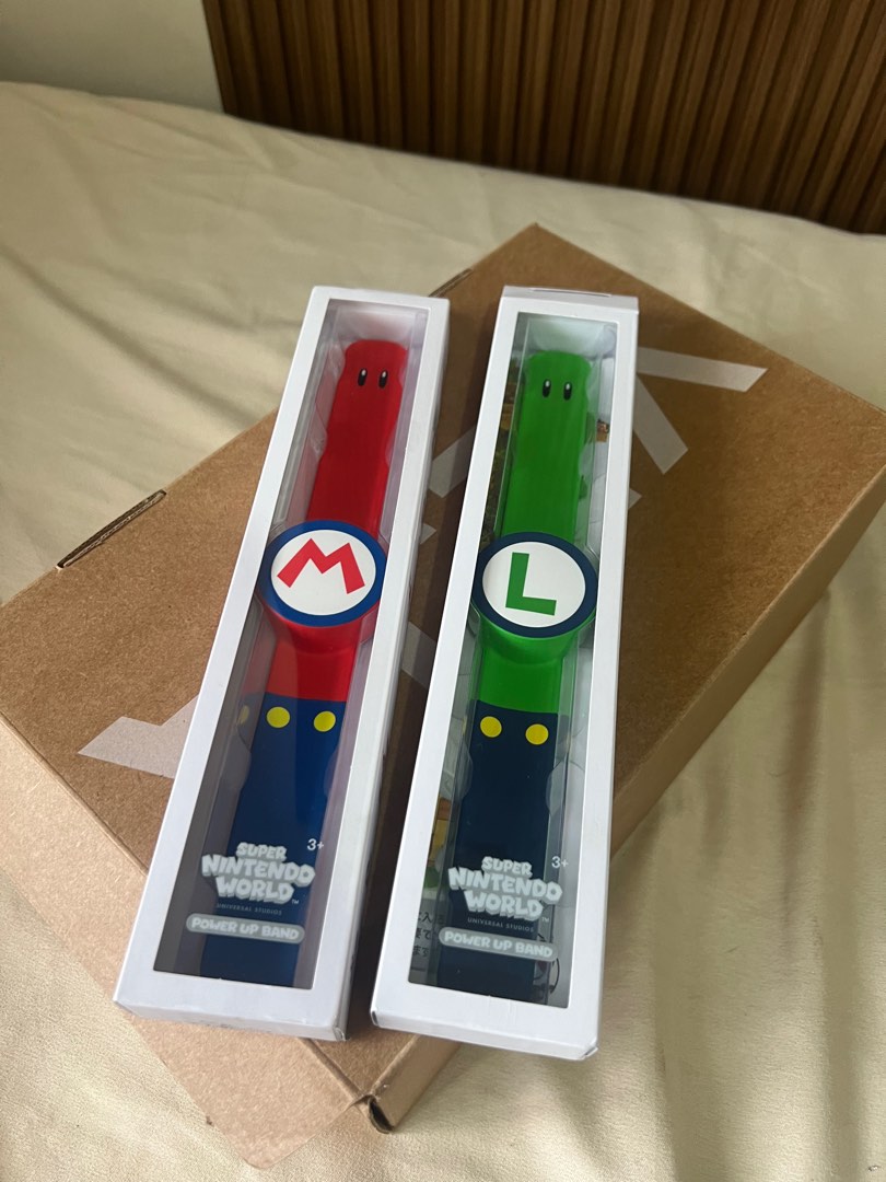 Mario and Luigi Power Up Band for Super Nintendo World, Hobbies & Toys ...