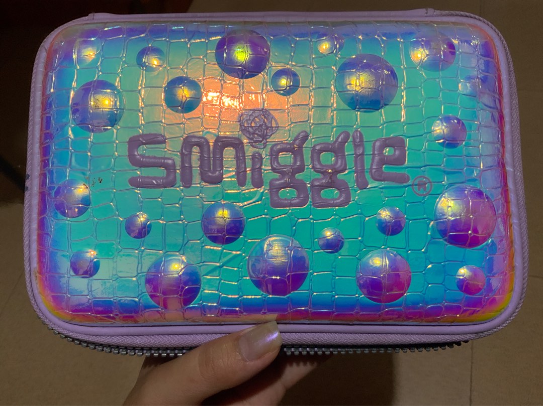 SMIGGLE double up hardtop pencil case (iridescent metallic hologram ...