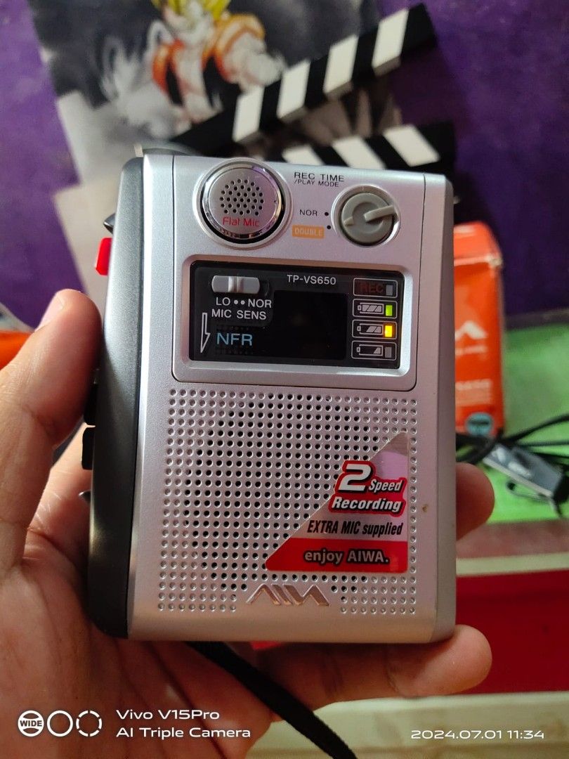 Walkman Aiwa TP-VS650 original, Barang Yang Dicari di Carousell