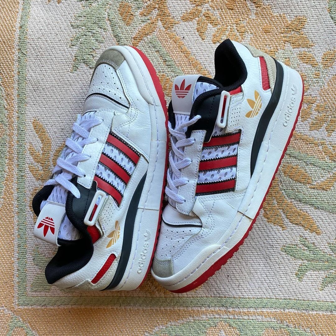 ADIDAS FORUM LOW RED WHITE, Men's Fashion, Footwear, Sneakers on Carousell