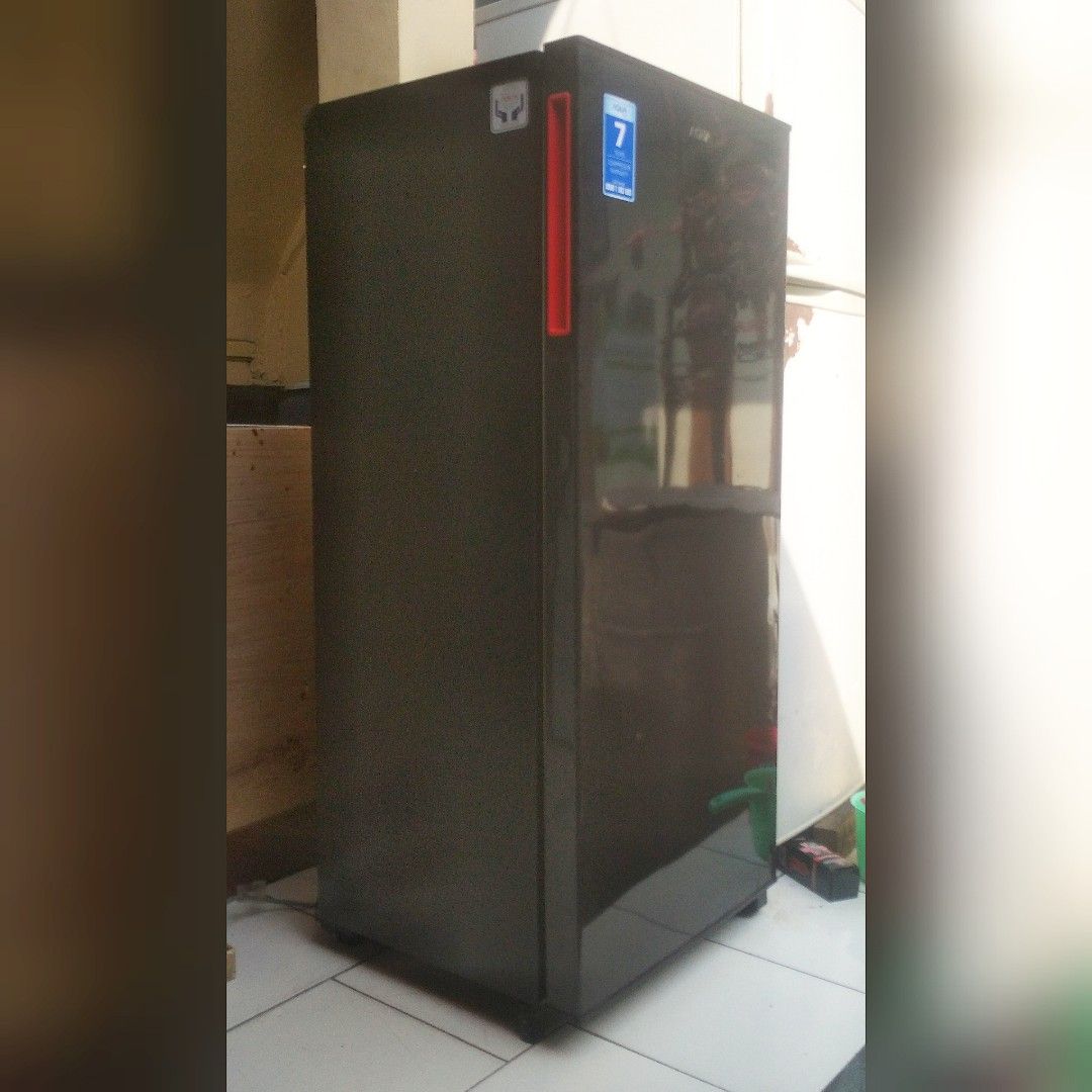 Aqua Kulkas Normal Dingin Terawat Fungsi Normai No Kendala Mulus Istimewa, Elektronik, Lainnya ...