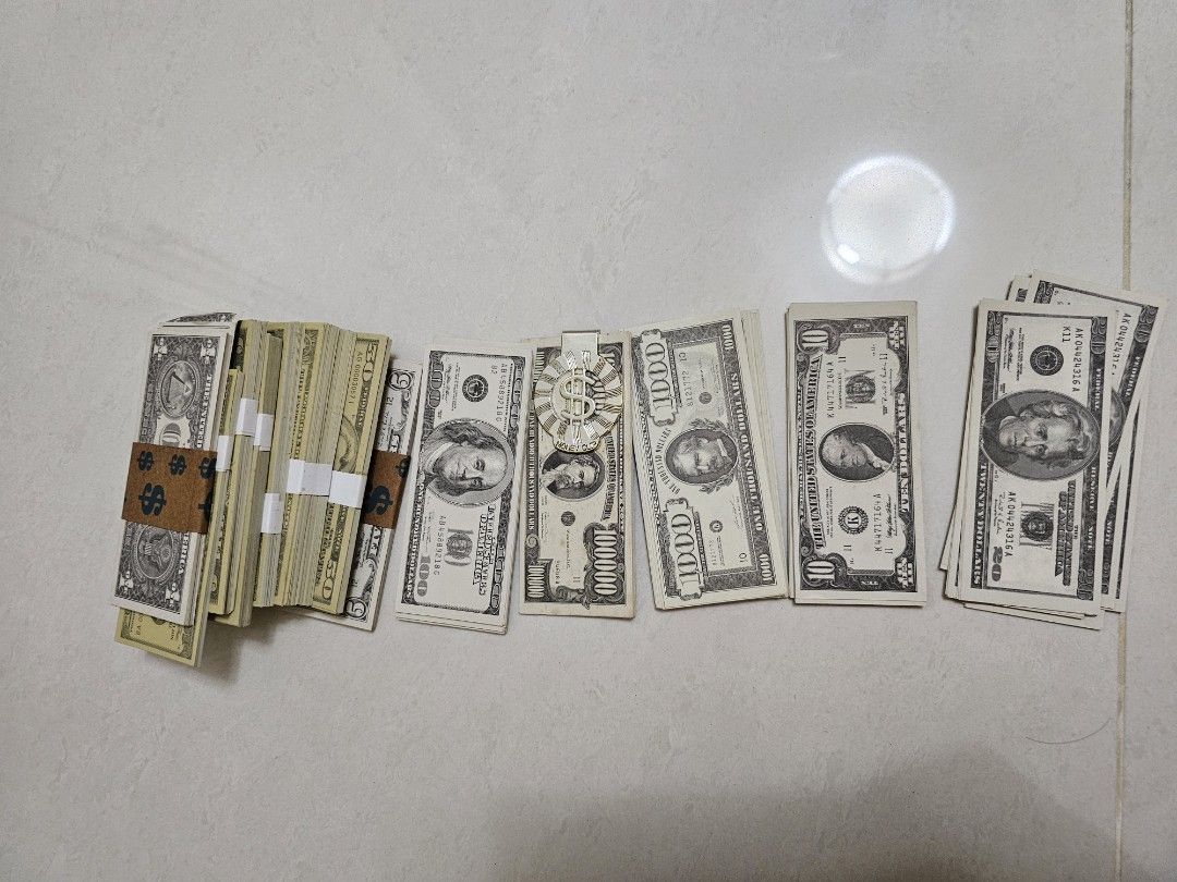 Assorted US fake paper money (FOC if getting any game), Hobbies & Toys ...