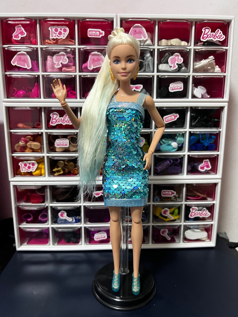Barbie Extra Blue Streaks Hair, Hobbies & Toys, Toys & Games on Carousell