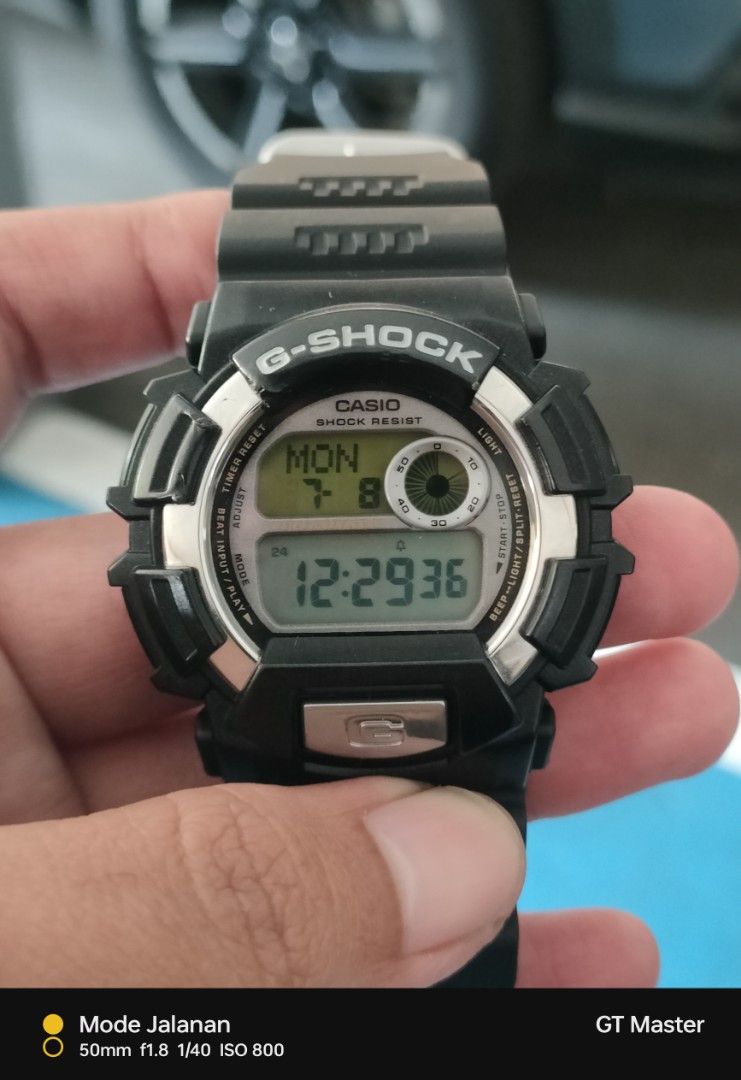 Casio GShock DW 9500RL Special Edition, Fesyen Pria, Jam Tangan di Carousell