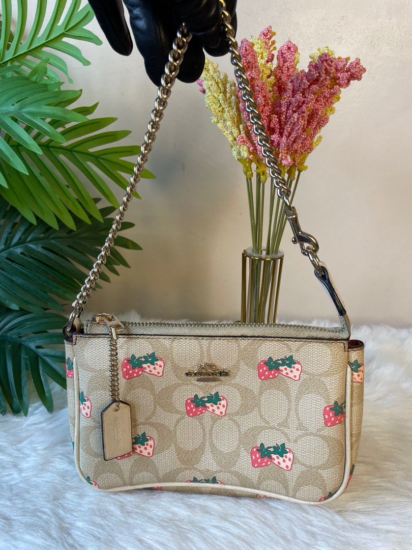 Coach, Luxury, Bags & Wallets on Carousell