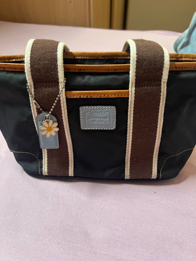 Coach Handbag not MK Lacoste, Women's Fashion, Bags & Wallets, Purses ...