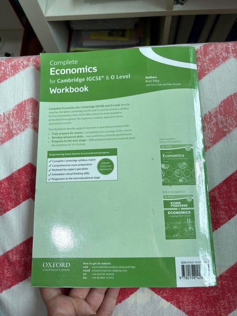 Complete economics workbook - for Cambridge IGCSE and O-level, Hobbies & Toys, Books & Magazines ...