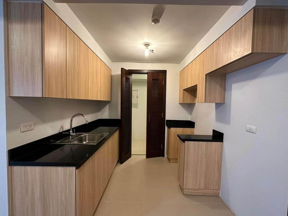 Condo For Sale Verve Residences 2 Bedrooms, Fort Bonifacio Taguig City ...