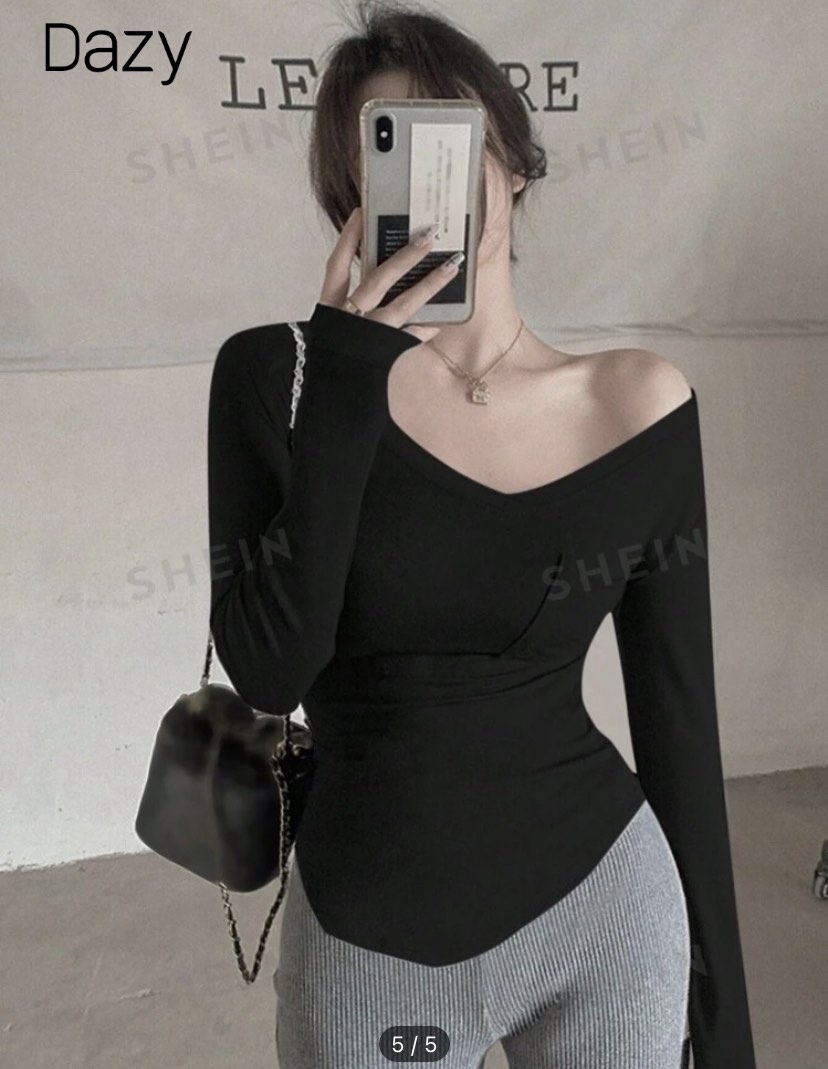 dazy v-neck longsleeves, Women's Fashion, Tops, Longsleeves on Carousell