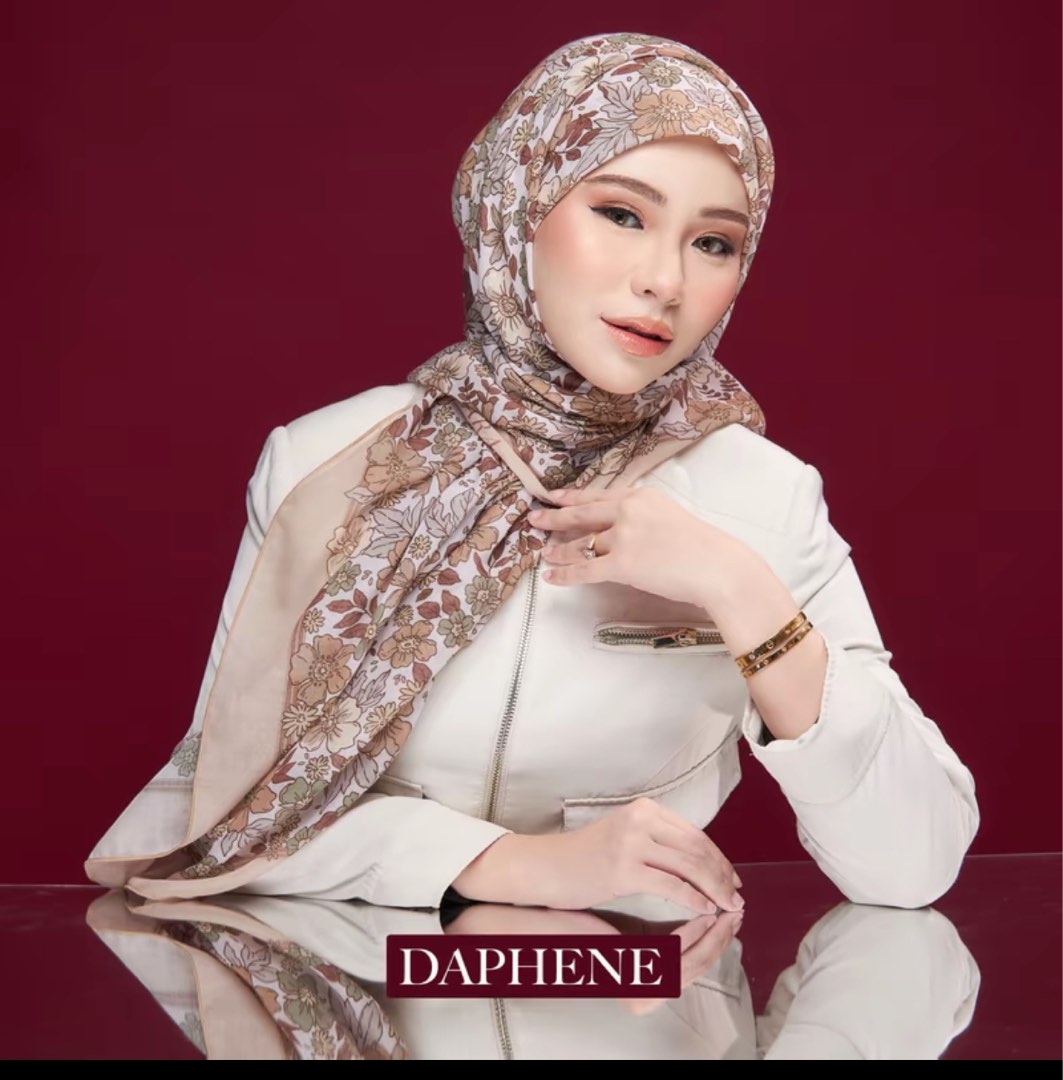 DEARA RAPUNZEL 2.0 DAPHENE, Women's Fashion, Muslimah Fashion, Hijabs on Carousell