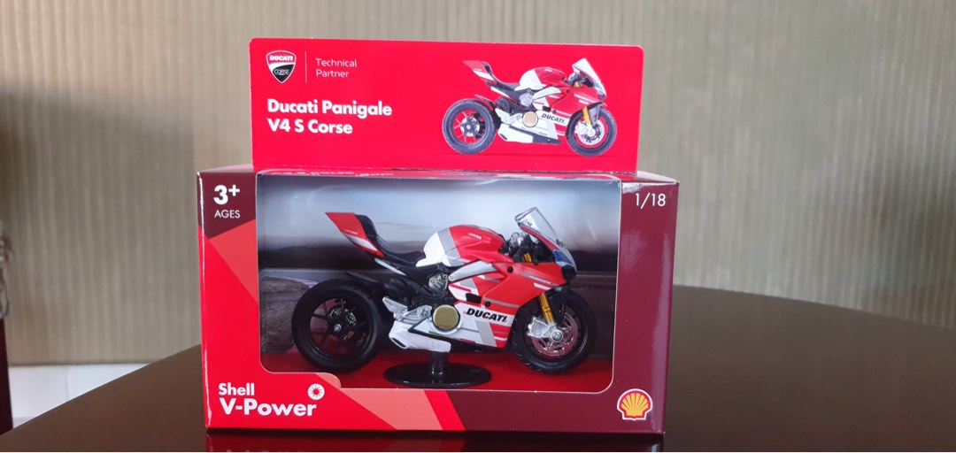 Ducati Panigale V4 S Corse Shell V-Power, Toys & Collectibles, Mainan ...
