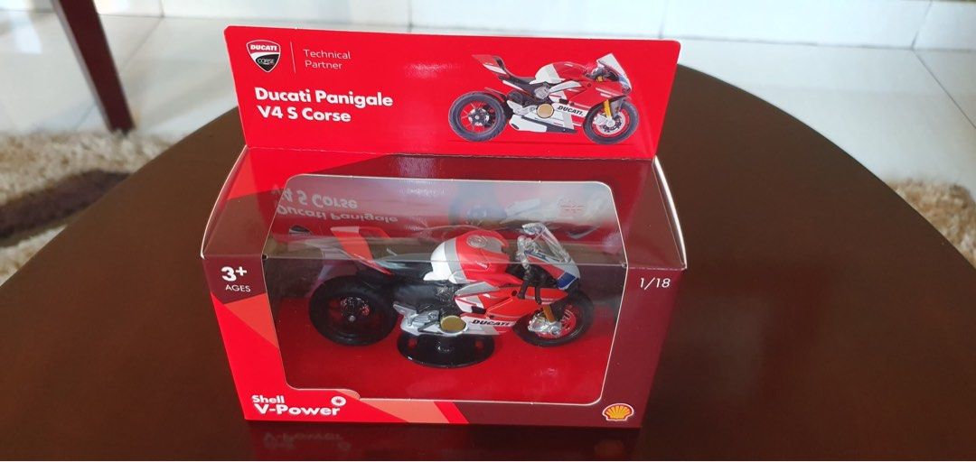 Ducati Panigale V4 S Corse Shell V-Power, Toys & Collectibles, Mainan ...