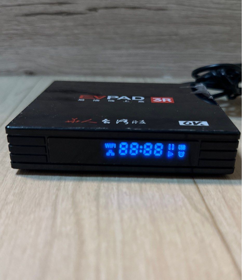 EVPAD-3R 易播電視盒 二手零件機 故障機 拆解機 二手電視盒零件 （無遙控器、無配件）, 電視及其他電器 , 其他家庭電器在旋轉拍賣