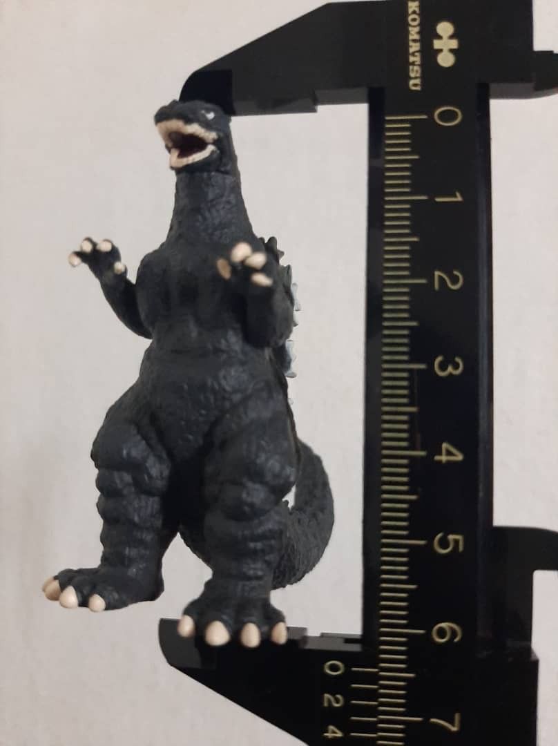 Godzilla Shin Mothra Diorama Hobbies Toys Toys Games On Carousell