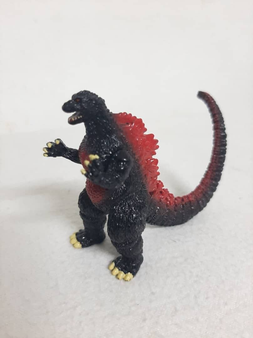 Godzilla Shin Mothra Diorama Hobbies Toys Toys Games On Carousell