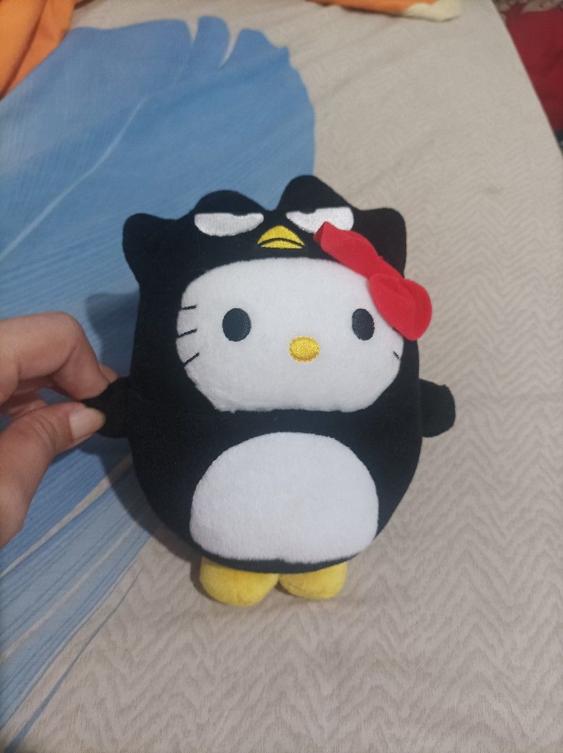 HK Hello Kitty kostum Batsmaru, Toys & Collectibles, Mainan di Carousell