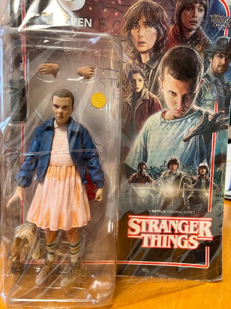 McFarlane Toys Stranger Things怪奇物語 ELEVEN Action Figure Netflix Series ...