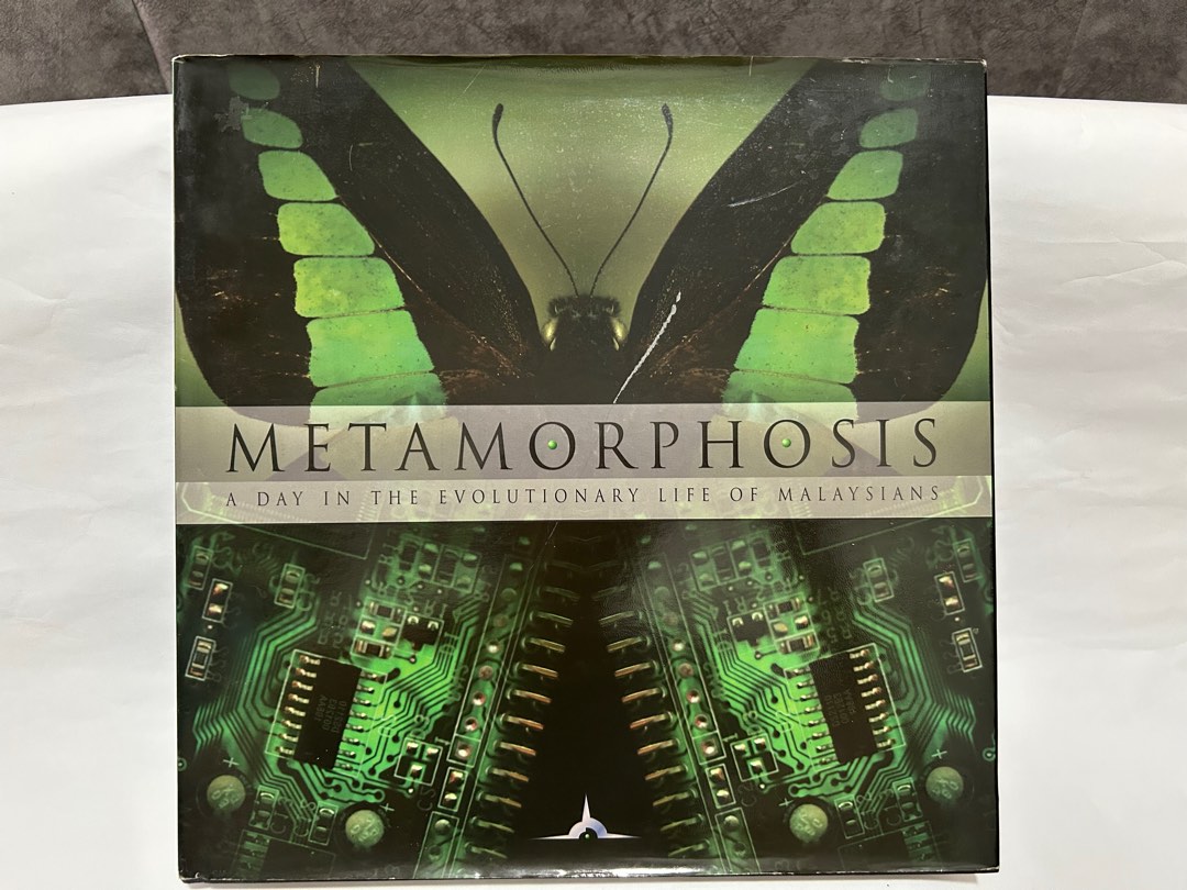 METAMORPHOSIS : A Day in the Evolutionary Life of Malaysians Hard Cover ...