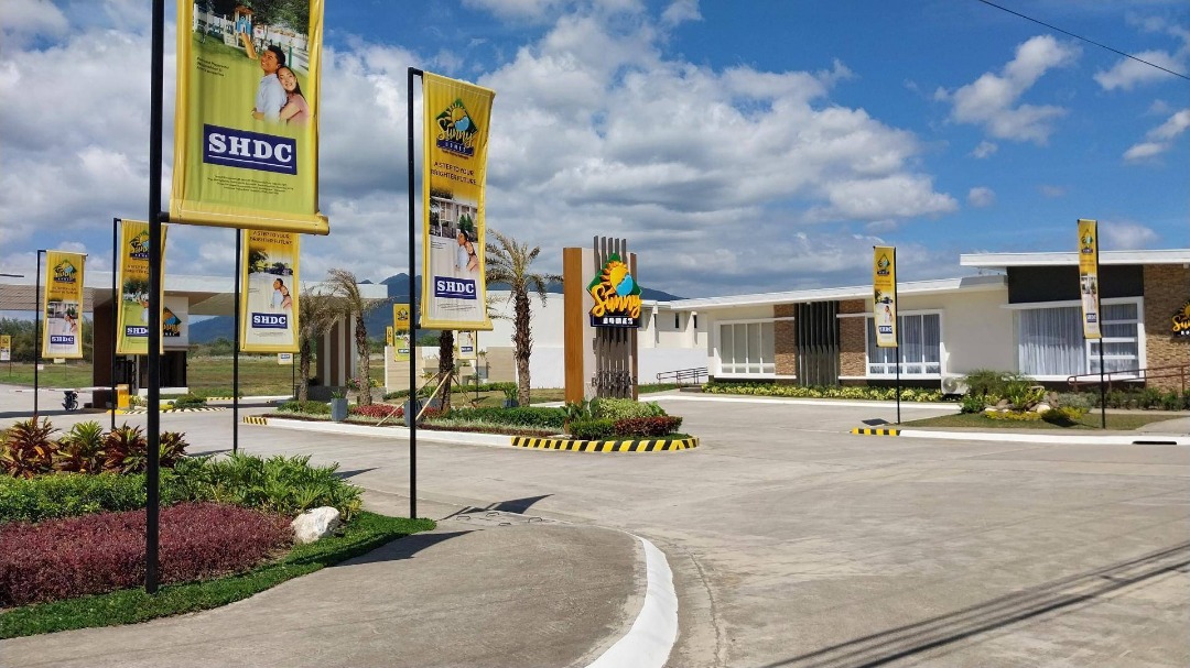 Murang pabahay by SMDC, Property, For Sale, House & Lot on Carousell