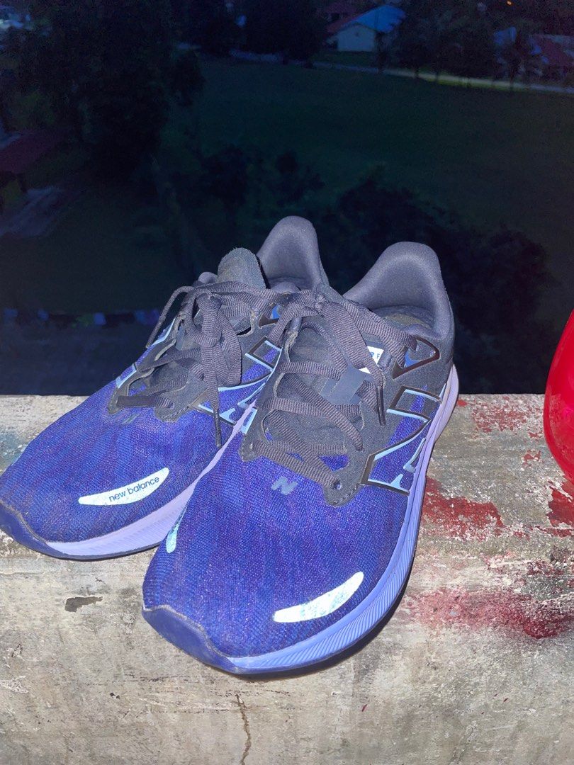 New Balance Fuel Cell V3, Women's Fashion, Footwear, Sneakers on Carousell