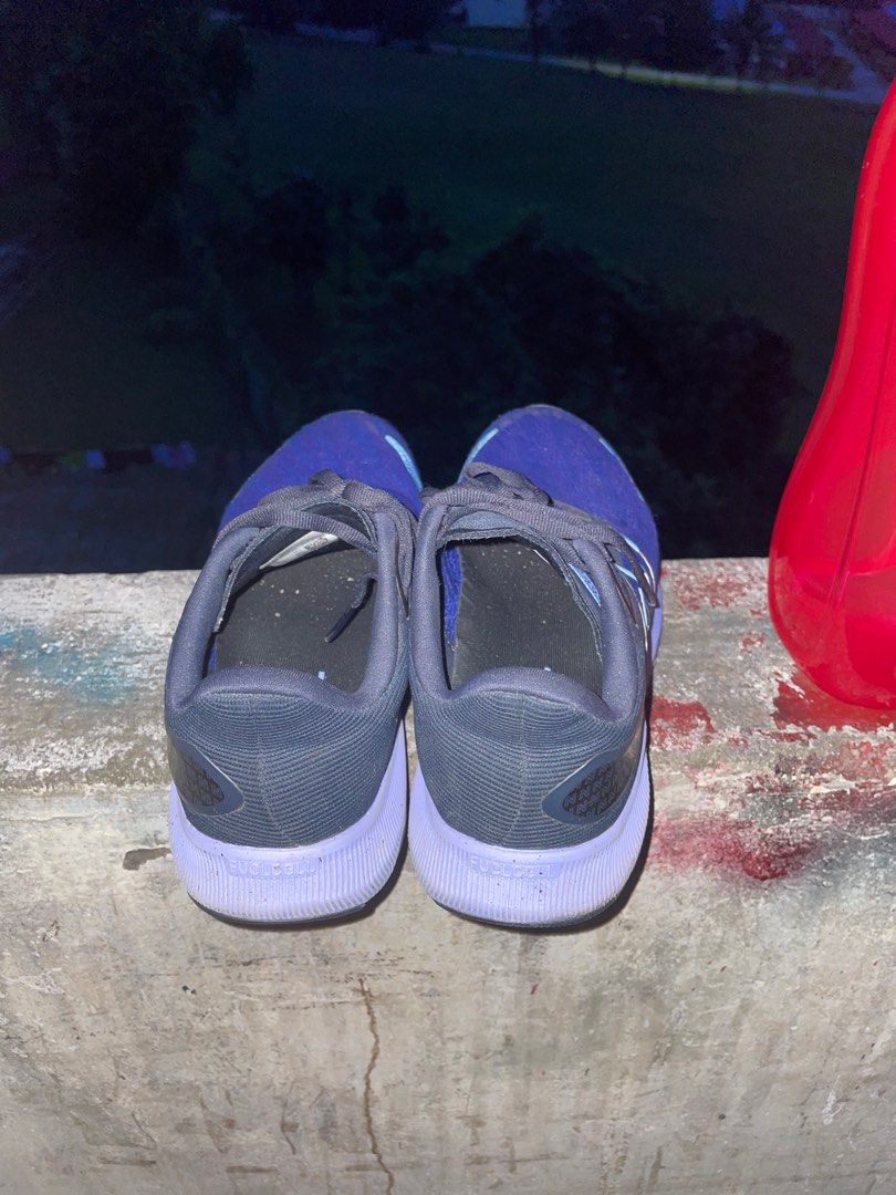 New Balance Fuel Cell V3, Women's Fashion, Footwear, Sneakers on Carousell